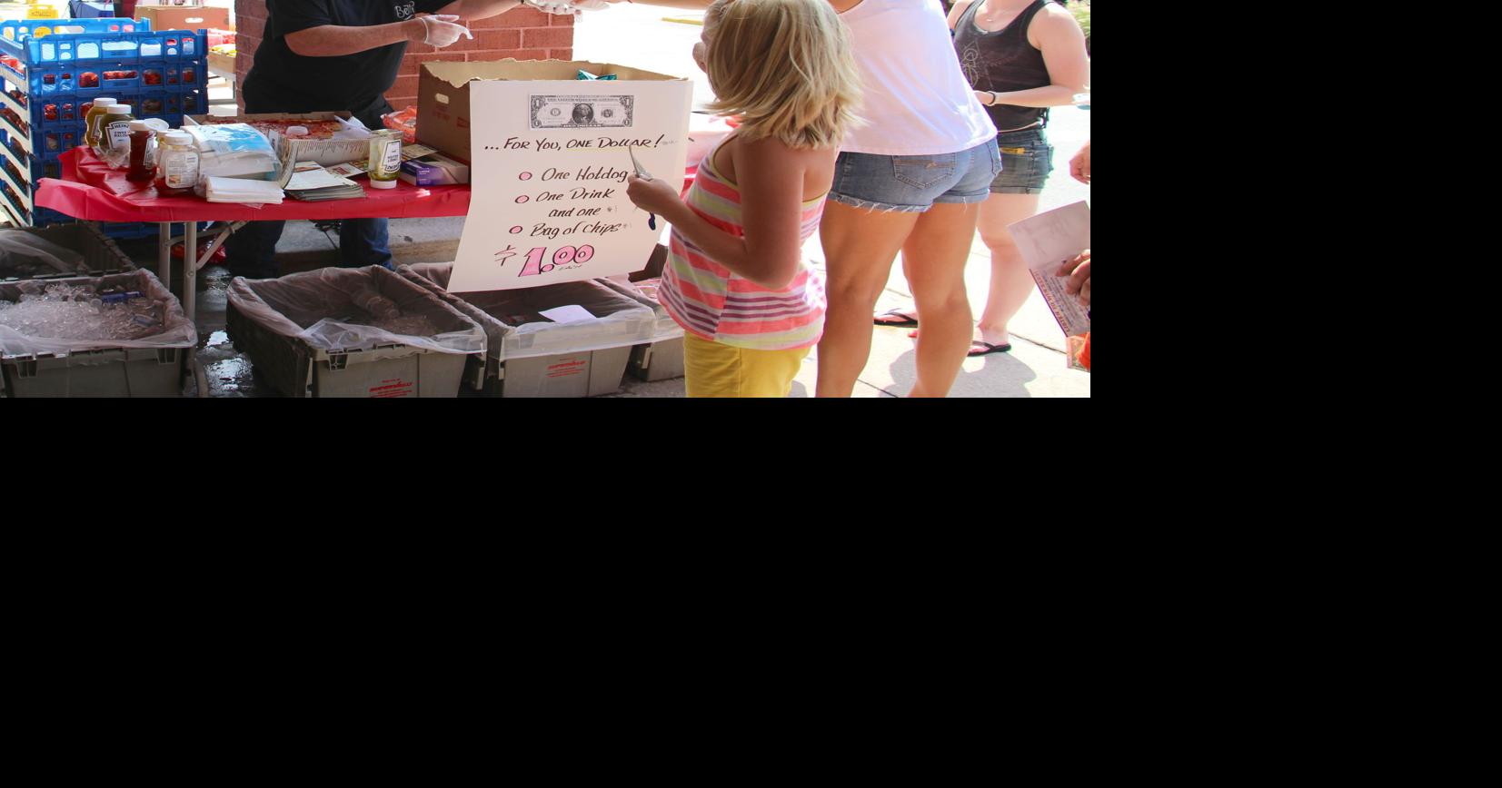 Suburban Plaza event honors first responders | News | newarkpostonline.com