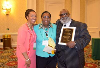 Newark family honored for foster efforts | News | newarkpostonline.com