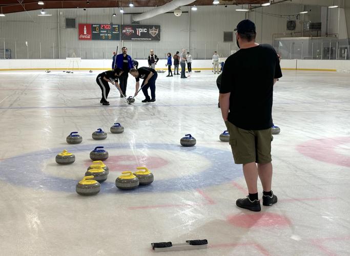 SPORTS BUZZ: Curling club hosts inaugural 'bonspiel' in Newark | Sports ...