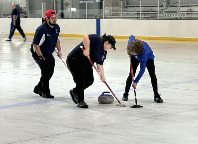 SPORTS BUZZ: Curling club hosts inaugural 'bonspiel' in Newark | Sports ...