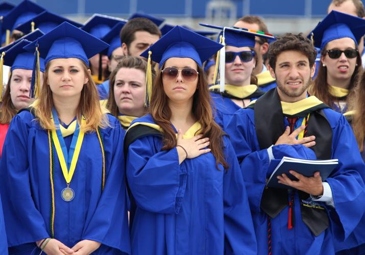 UD graduation | News Gallery | newarkpostonline.com