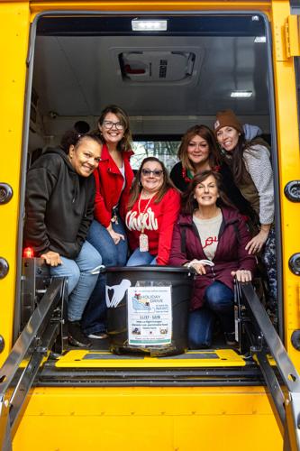 Christina schools ‘fill the bus’ for Newark Area Welfare Committee food ...