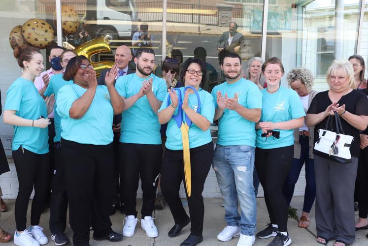 Bing’s Bakery celebrates 75 years in Newark | News | newarkpostonline.com