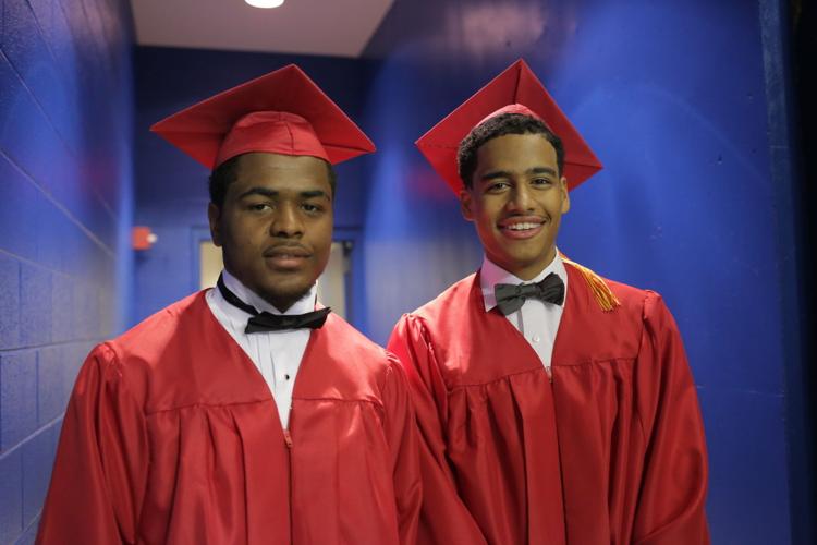 Glasgow High graduation | News Gallery | newarkpostonline.com