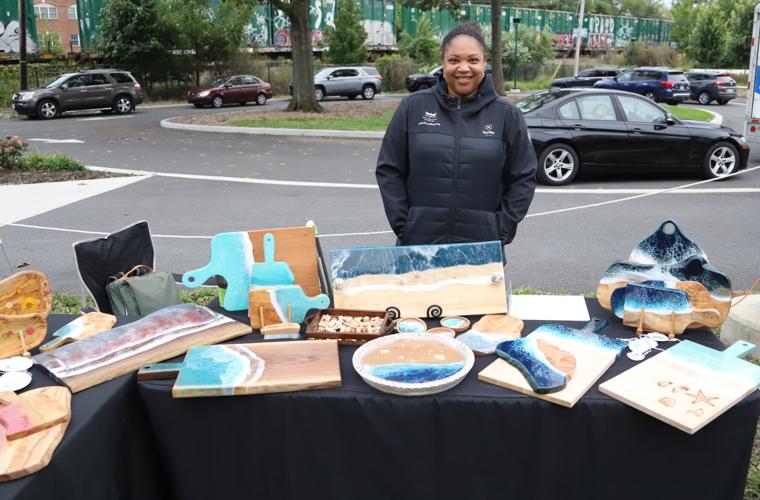 Parks on Draft, outdoor movie bring a crowd to Hillside Park | News ...