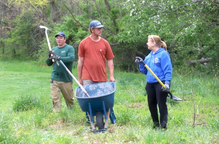 Volunteers plant hundreds of trees in Newark parks for Earth Day | News ...