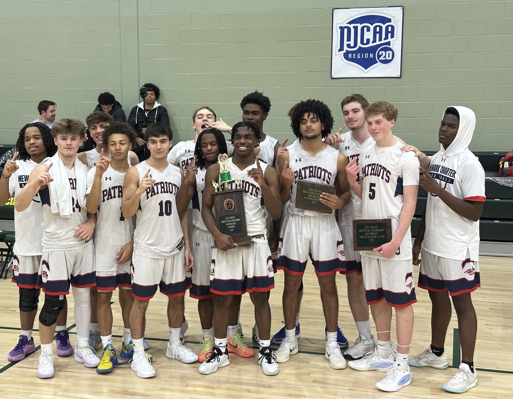 SPORTS BUZZ: Hoops tournaments highlight the holiday season | Sports ...