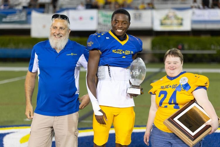 Blue-Gold Game brings together football players, 'buddies' | Sports ...