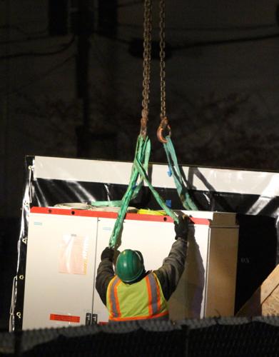Crane delivers 'cutting-edge' MRI machine to UD building | News ...
