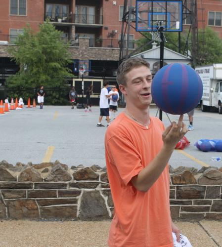 Fans celebrate 87ers Day with games, music | News | newarkpostonline.com