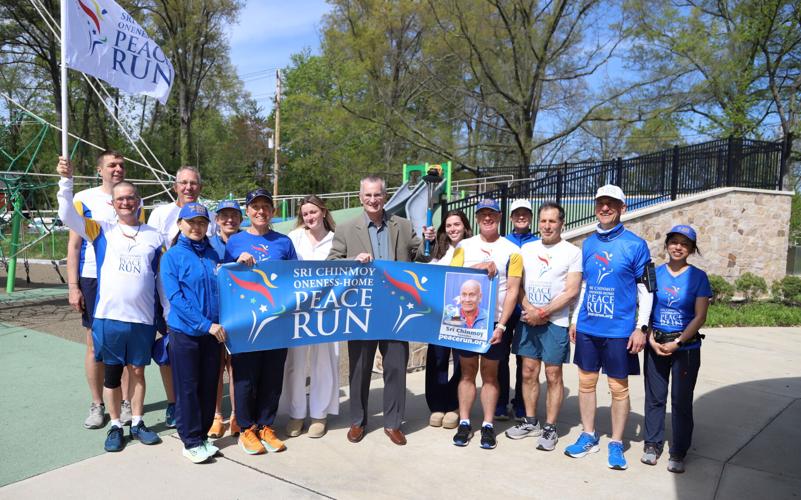International peace run passes through Newark | News | newarkpostonline.com