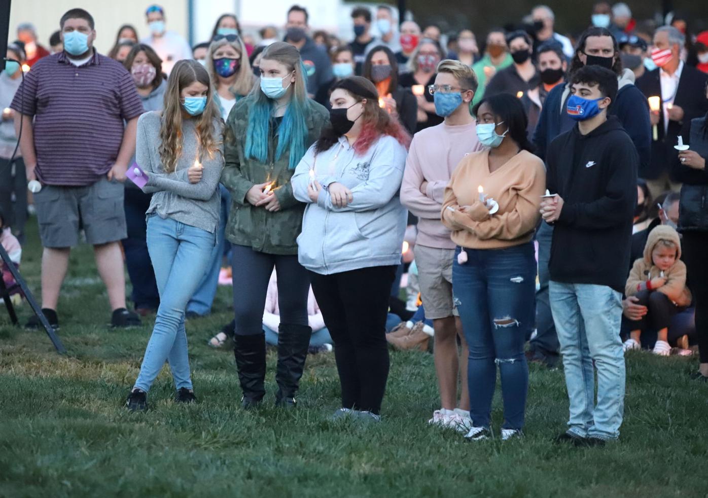 Hundreds gather at Newark Charter to remember Madison Sparrow | News ...