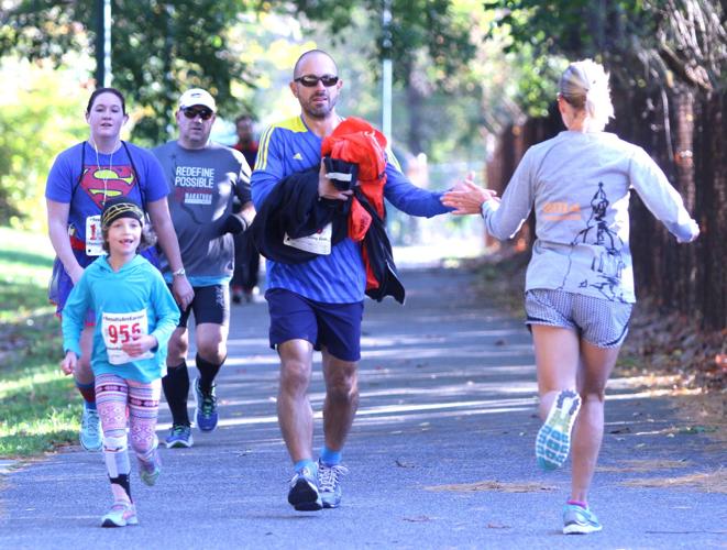 Mayor's Masquerade draws dozens of costumed runners | News Gallery ...