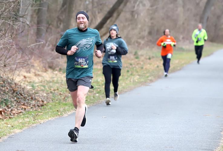 Run, Eagles, Run: Newarkers show off Philly pride at Super Bowl-themed ...