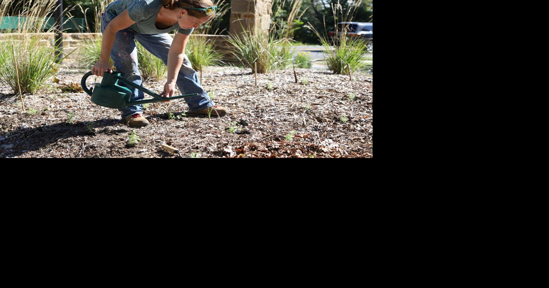 Neighbors join together to help beautify entrance to Nottingham Green | News | newarkpostonline.com