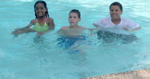 Newark pools open as weather heats up | News | newarkpostonline.com