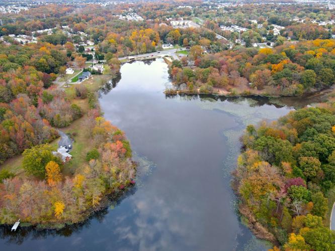 The splendor of autumn: Fall foliage around Newark | News ...