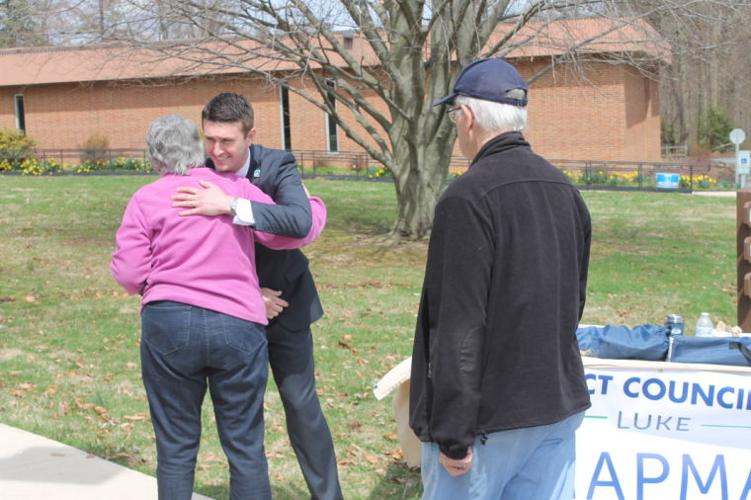 Incumbents Chapman and Markham re-elected; Ruckle wins District 2 ...