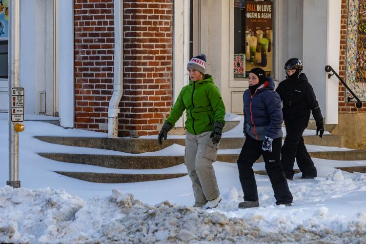 Newarkers dig out after storm, enjoy snow day | News | newarkpostonline.com