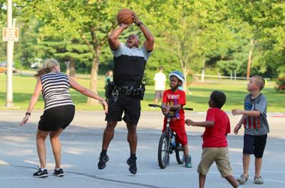 Newark receives grant to hire two more community police officers | News ...