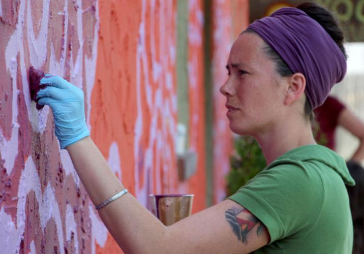 Zen Den hopes new mural is attention grabber | News | newarkpostonline.com