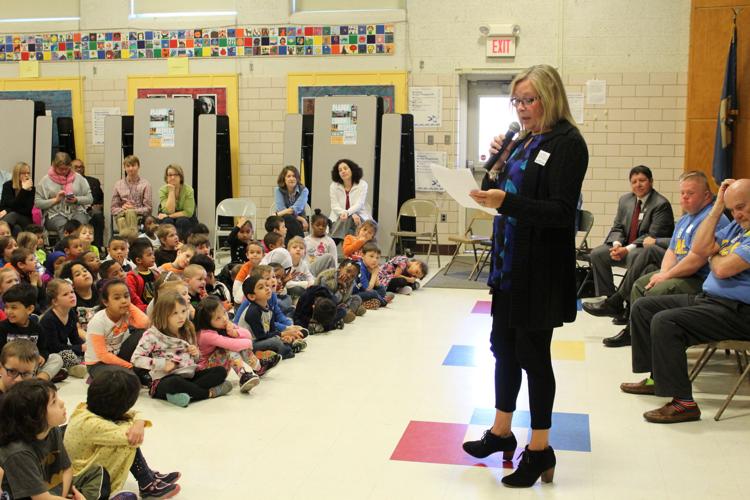 Downes students pledge to 'Spread the Word to End the Word' | News ...