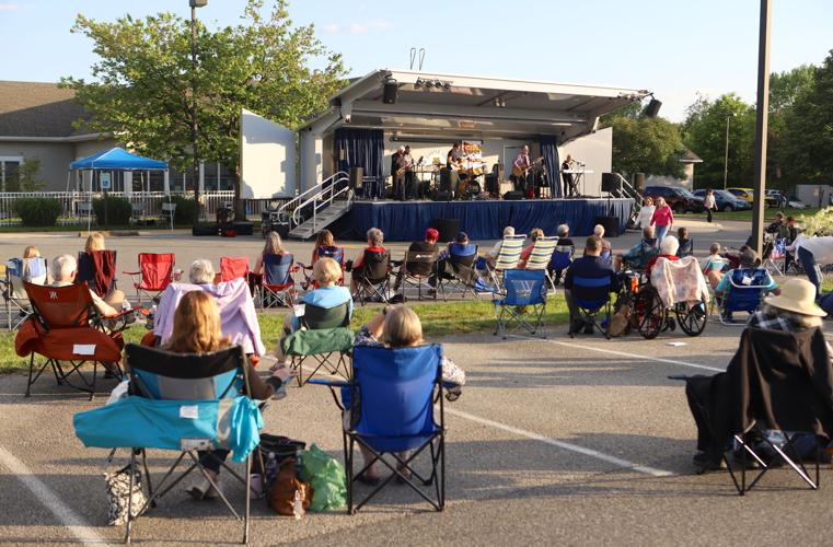 Club Phred performs outdoor show at the Newark Senior Center | News ...