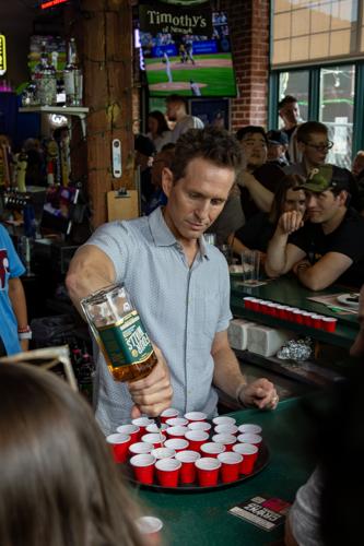 It's Always Sunny in Newark: Actor Glenn Howerton tends bar at Timothy ...