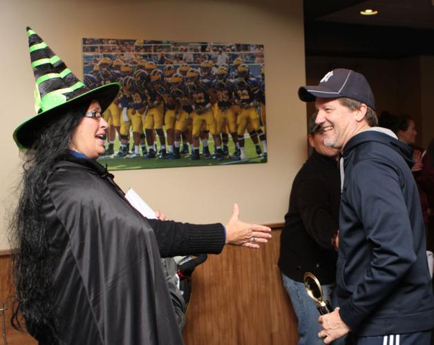 Mayor’s Masquerade run raises $13,000 | News | newarkpostonline.com