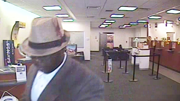 PNC Bank in Newark Shopping Center robbed | News | newarkpostonline.com