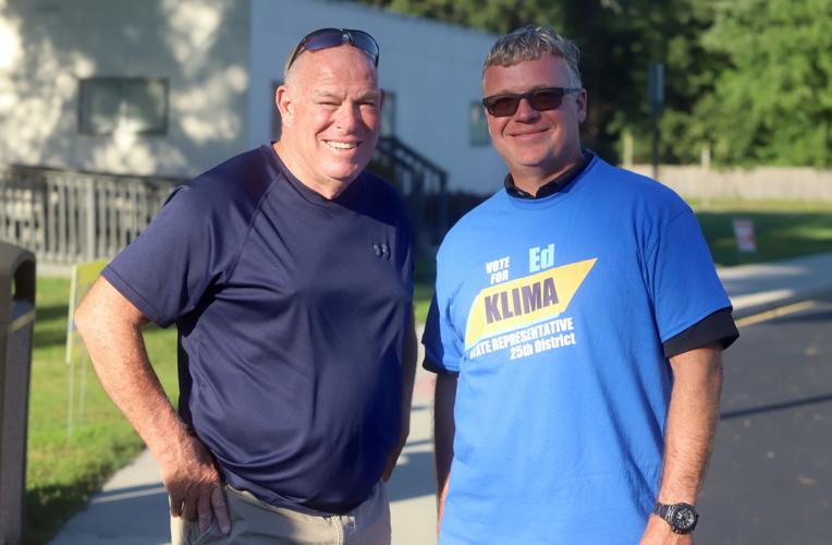 District 25 voters overwhelmingly choose Romer in Democratic primary ...