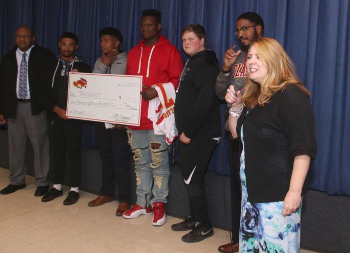 Glasgow football players promote literacy at Brader Elementary | News ...