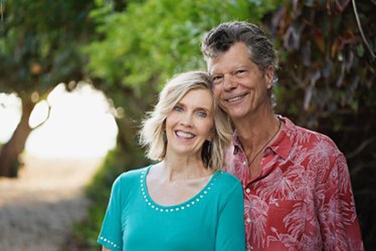 Professor-singer chooses New Bern over Hawaii to spend his retirement ...