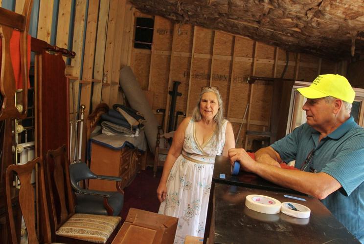 PHOTOS: Knights of Columbus Yard Sale | Local News | newbernsj.com