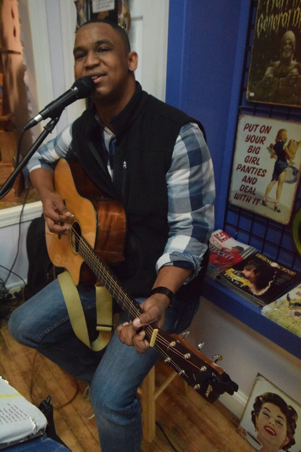Singer James Ford's final New Bern show at Brown Pelican | Local News ...