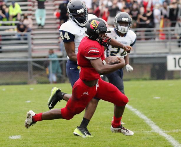 PHOTOS: New Bern Bears vs Eastern Wayne Warriors Football! | Sports ...