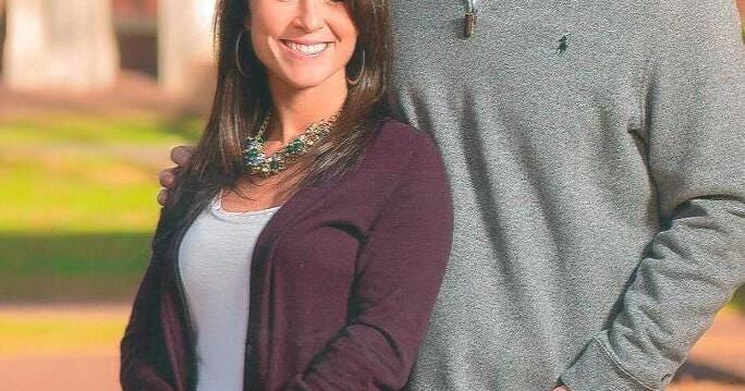 Engagement: Megan Thompson/Matthew Hardee | Features | newbernsj.com