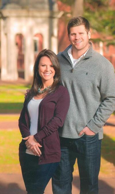 Engagement: Megan Thompson/Matthew Hardee | Features | newbernsj.com