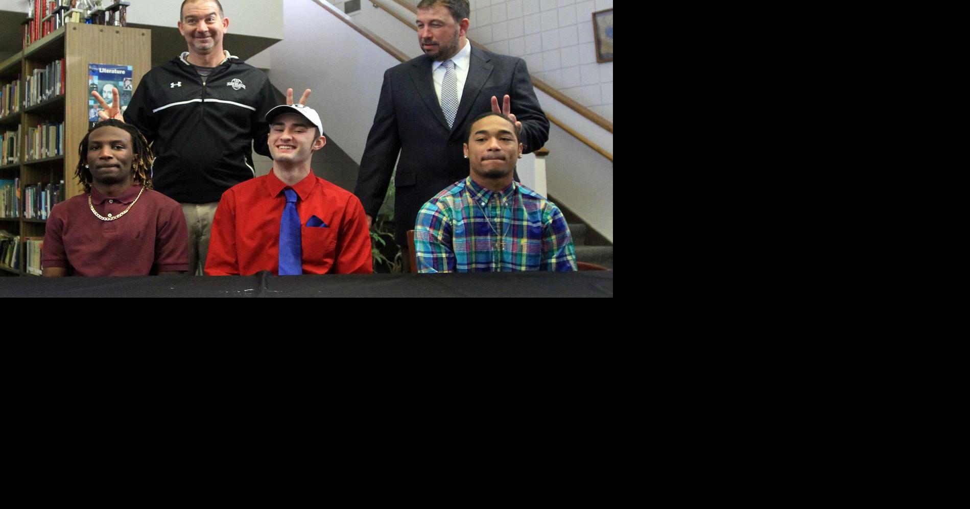 Havelock trio sign college football scholarships | Local News ...