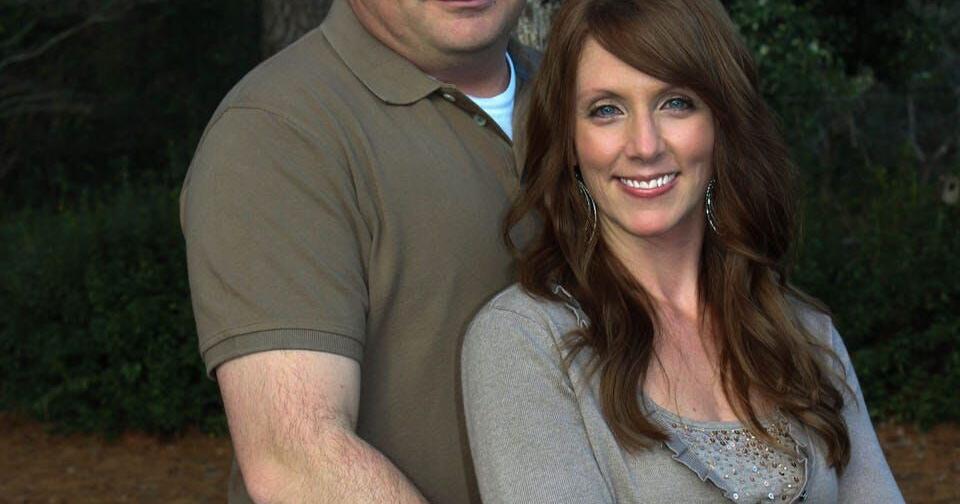 Engagement: Jennifer Cahoon/Jason Mayo | Features | newbernsj.com