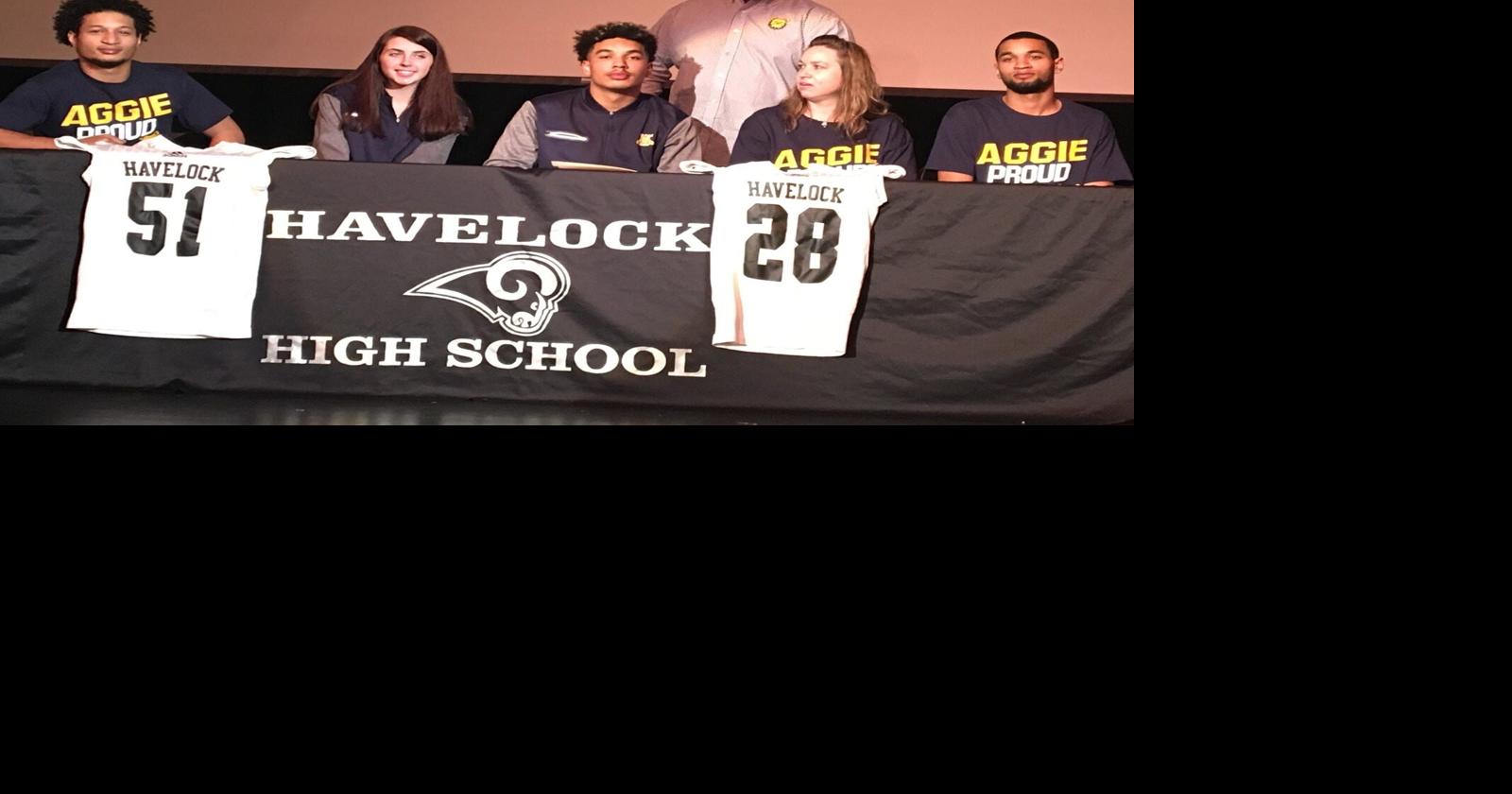 Havelock's Cam Hutchinson, Nate Willett sign to play college football ...
