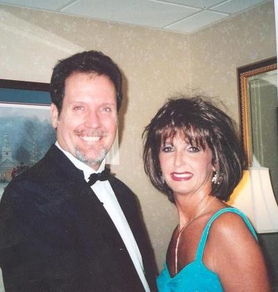 Anniversary: Couple celebrate 40 years | Features | newbernsj.com