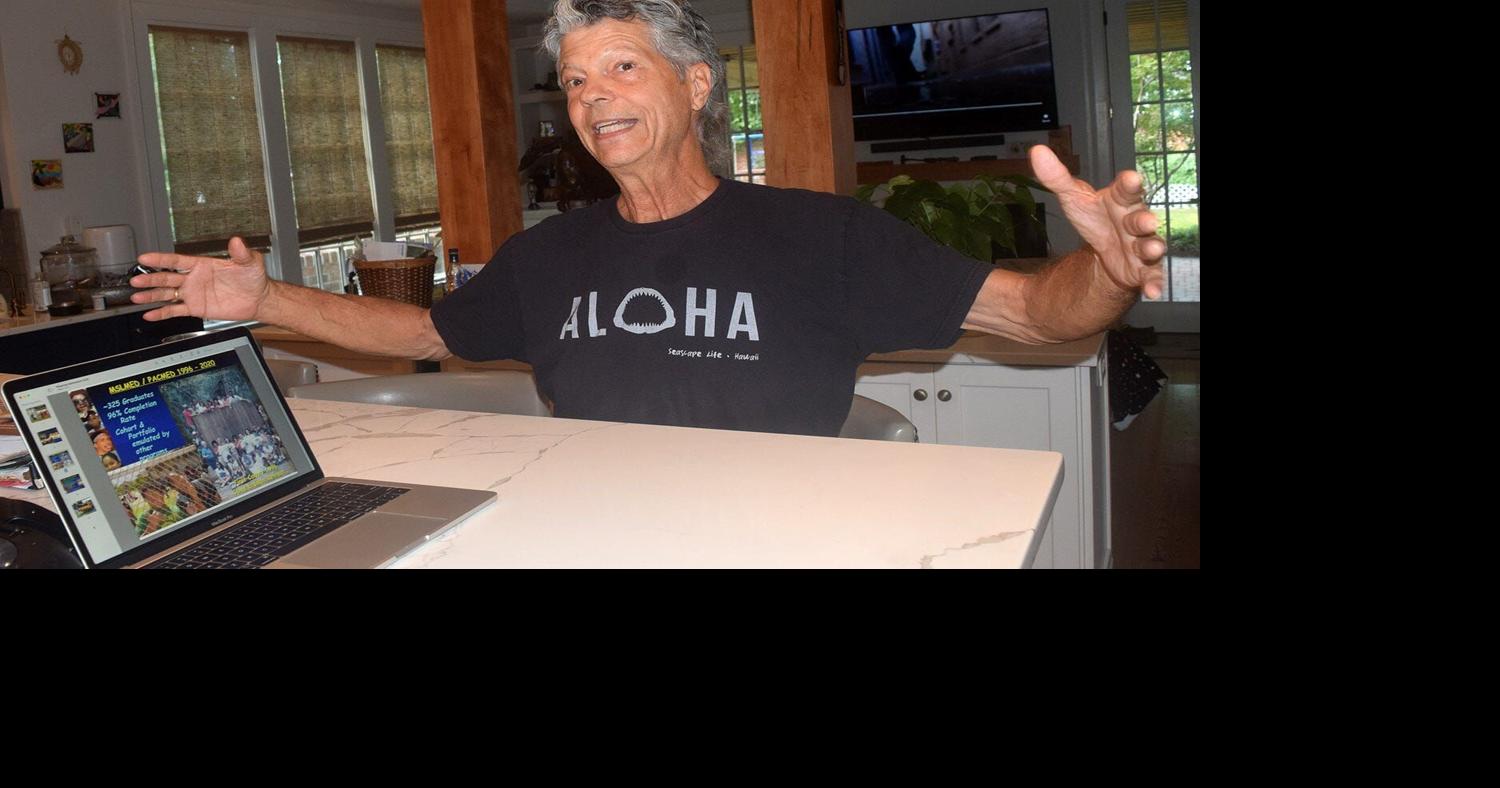 Professor-singer chooses New Bern over Hawaii to spend his retirement ...