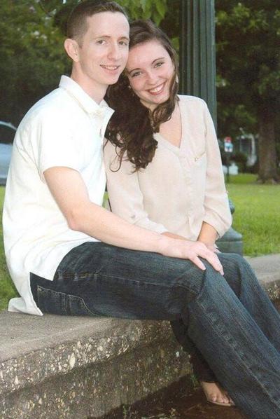 Engagement: Rachel Grubbs/Bryan Rice | Features | newbernsj.com