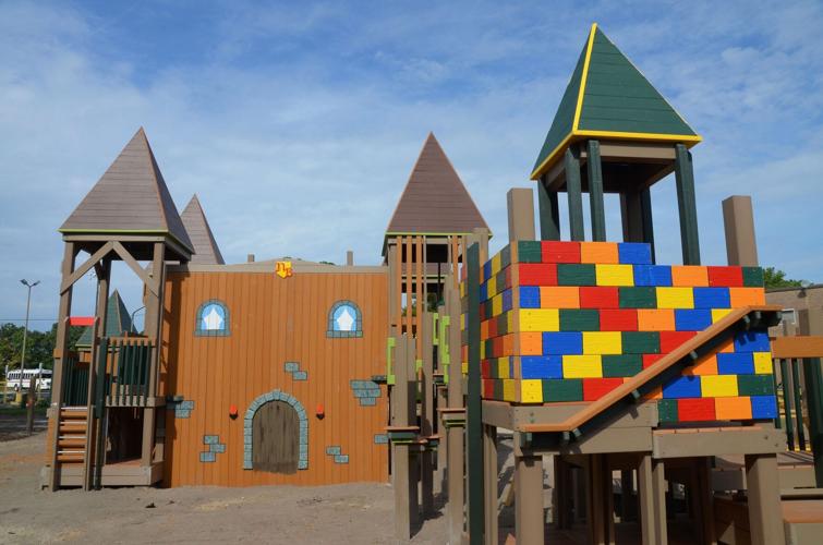 Kidsville 2.0 build-week 3 | Features | newbernsj.com