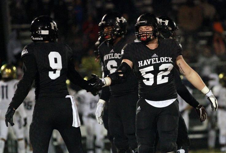 PHOTOS: Havelock Rams vs E.E. Smith Golden Bulls | Local News ...