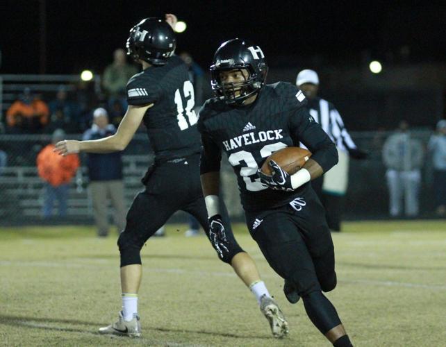 PHOTOS: Havelock Rams vs Southern Nash Firebirds | Local News ...