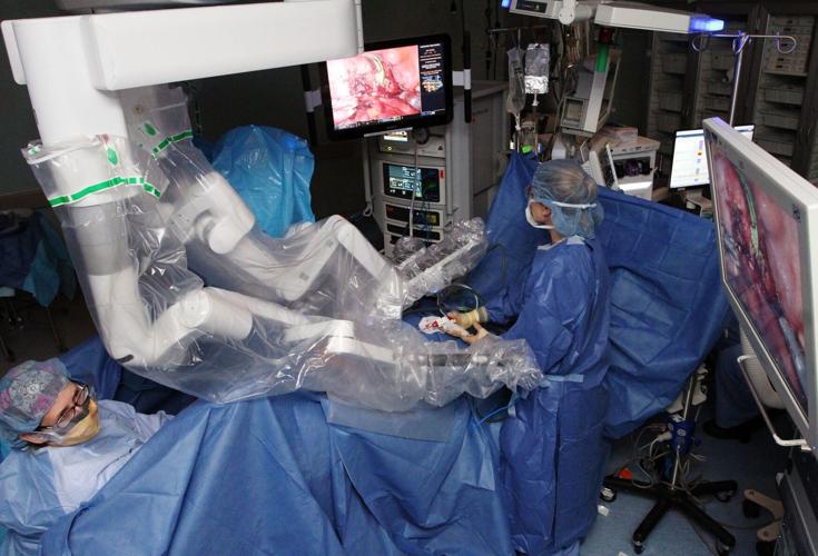 PHOTOS: da Vinci Surgical System | Local News | newbernsj.com
