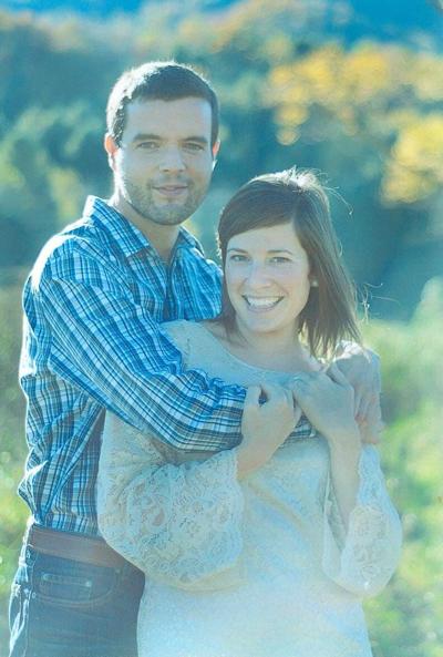 Engagement: A.C. Hill/Meredith Boyette | Features | newbernsj.com