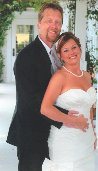 Wedding: Mr. and Mrs. Christopher Lee Ormond | Features | newbernsj.com